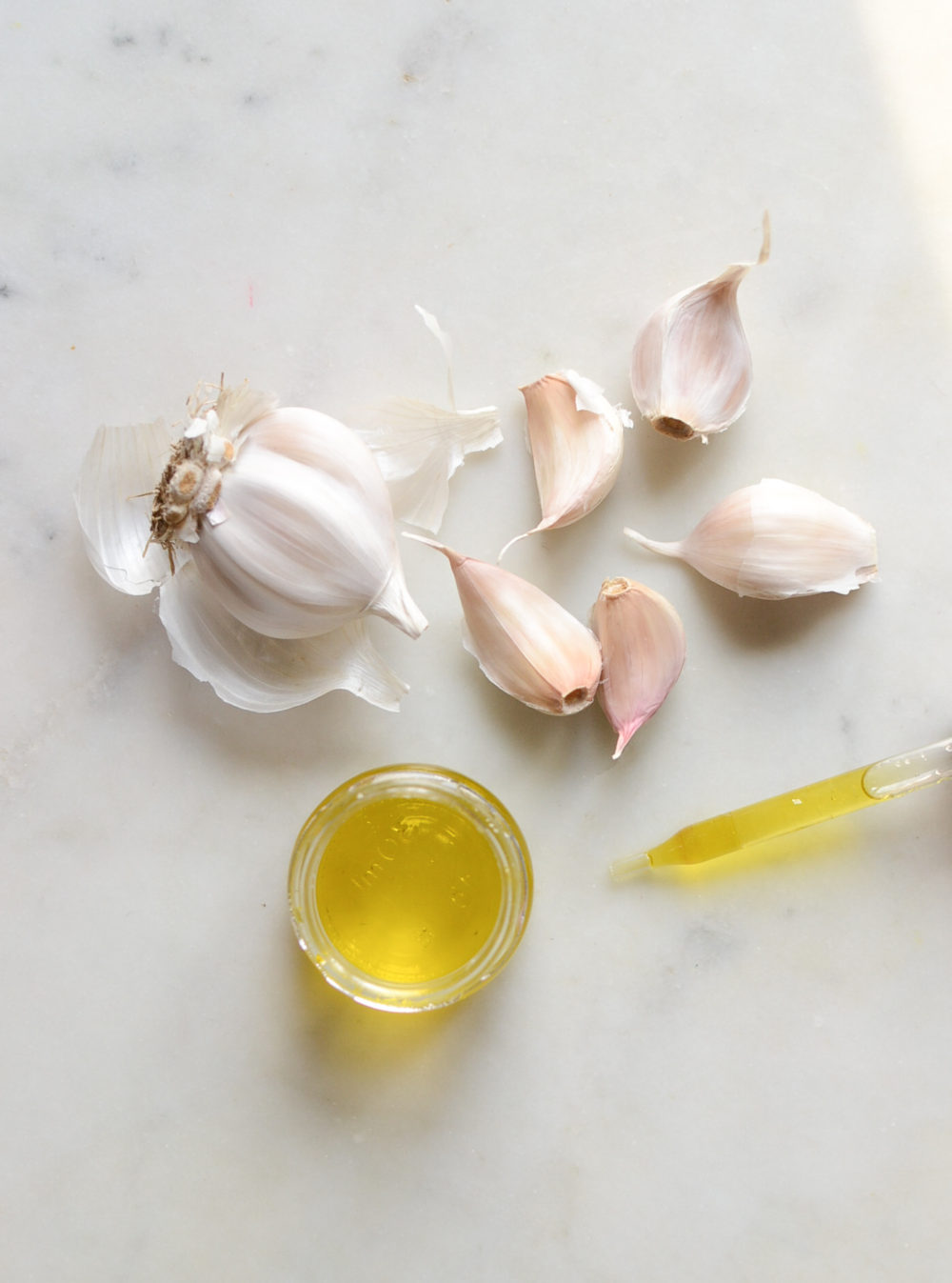 DIY garlic oil for ear infections – hello wholefoods